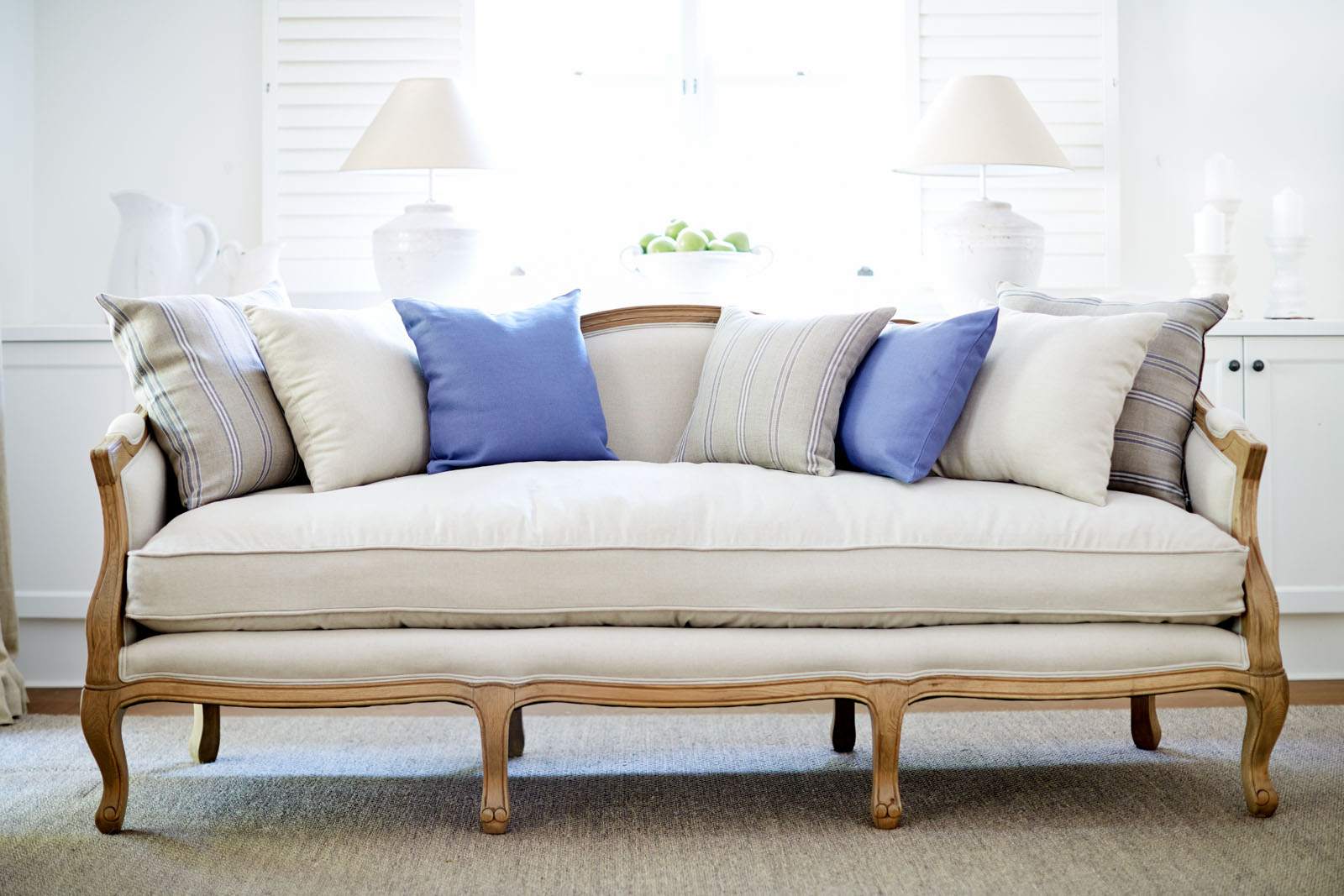 Daluwa Furniture